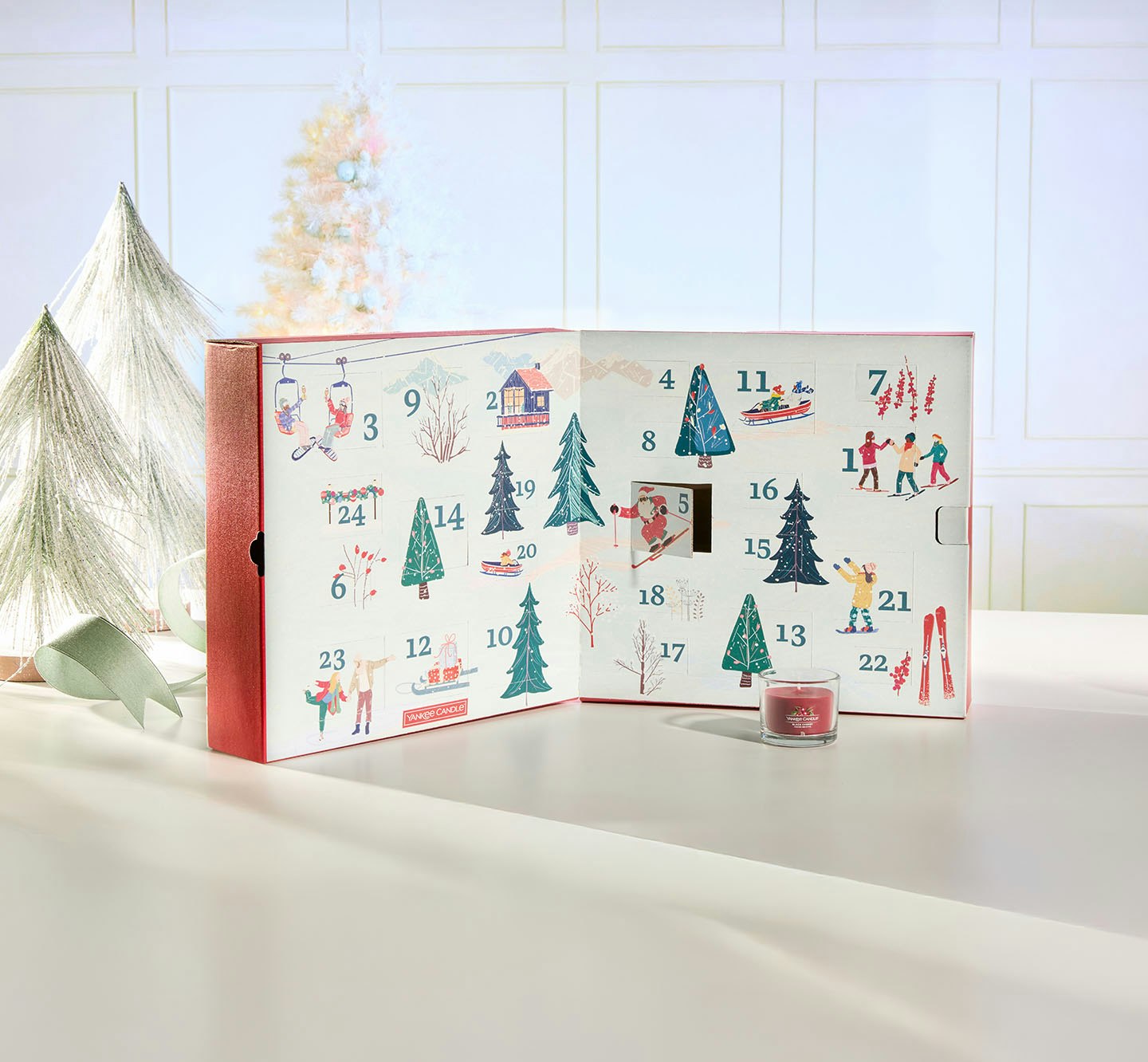 Christmas Candle Advent Calendar 2025 – Coming Soon | Yankee Candle ...